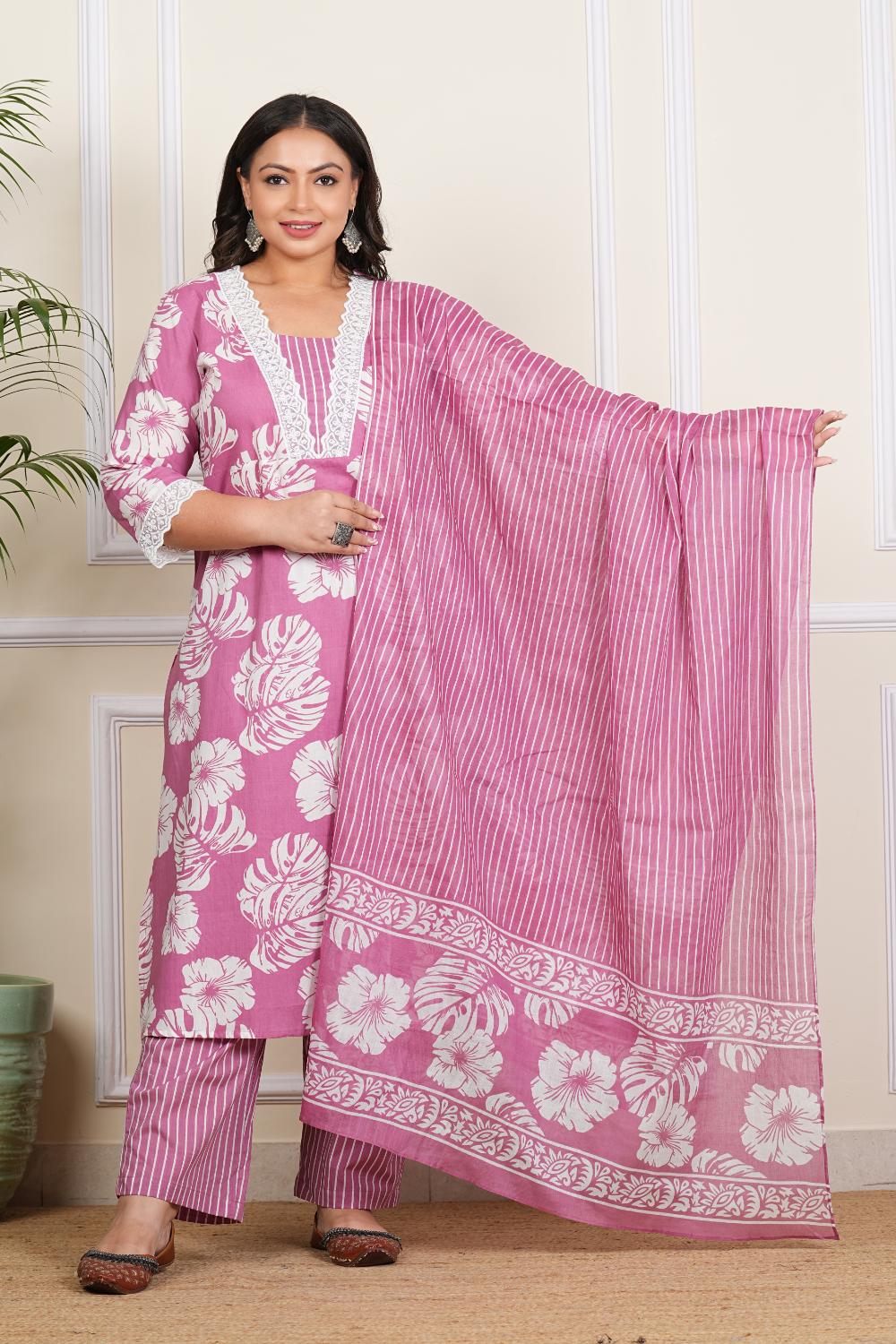 Shop Now Plus Size Mauve Pink Floral Dupatta Set - ADIRICHA